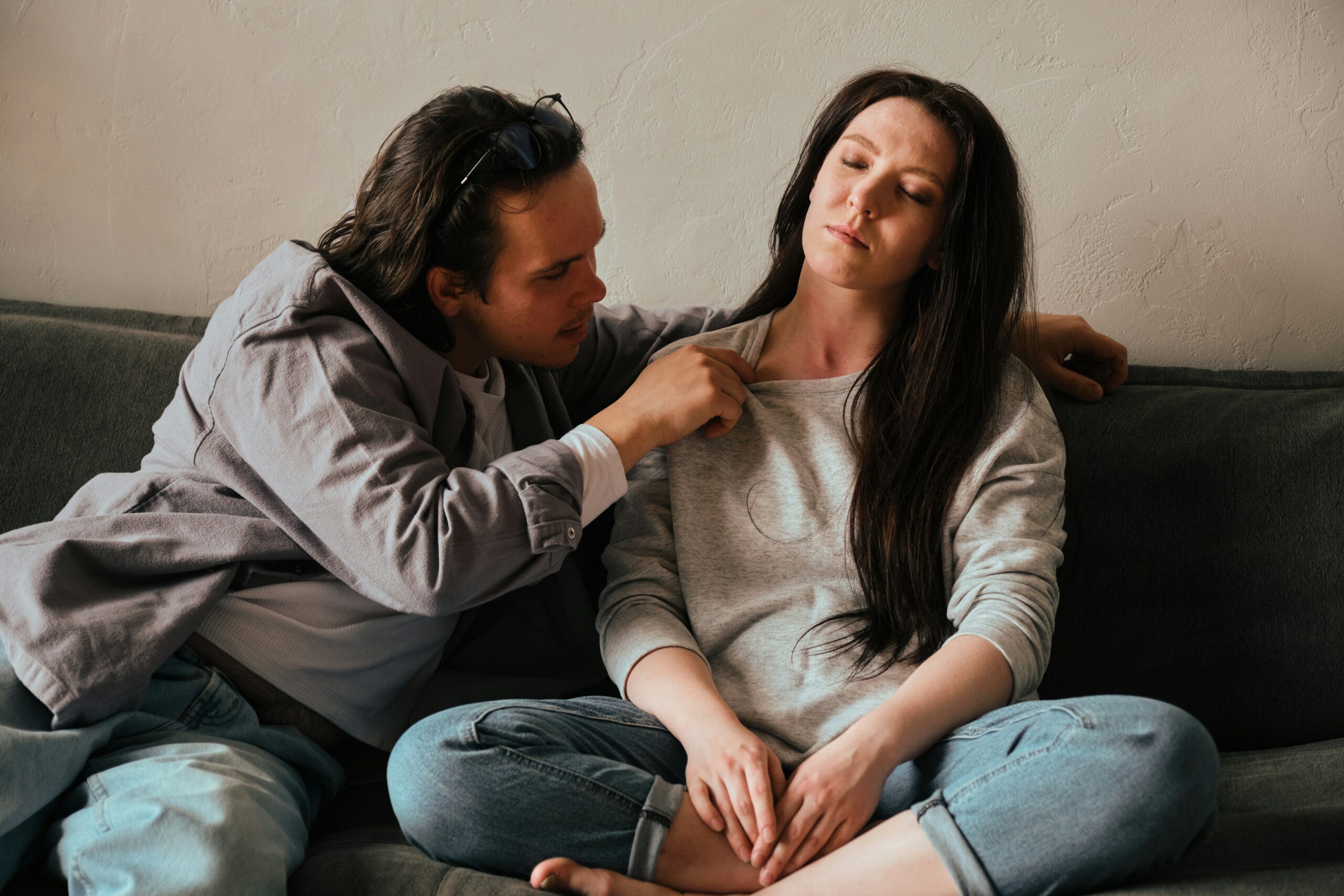 Understanding Trauma Bonds: Why We Stay in Toxic Relationships